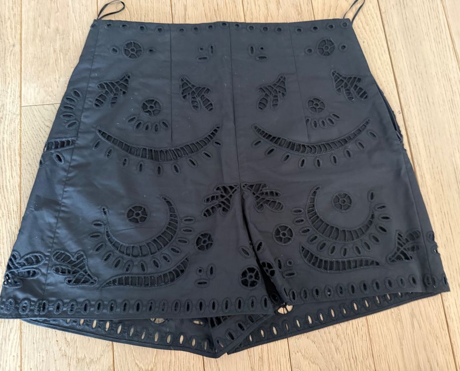Shorts Gr. XS Zara (Neu (gemäss Beschreibung)) in Wiesendangen für CHF ...