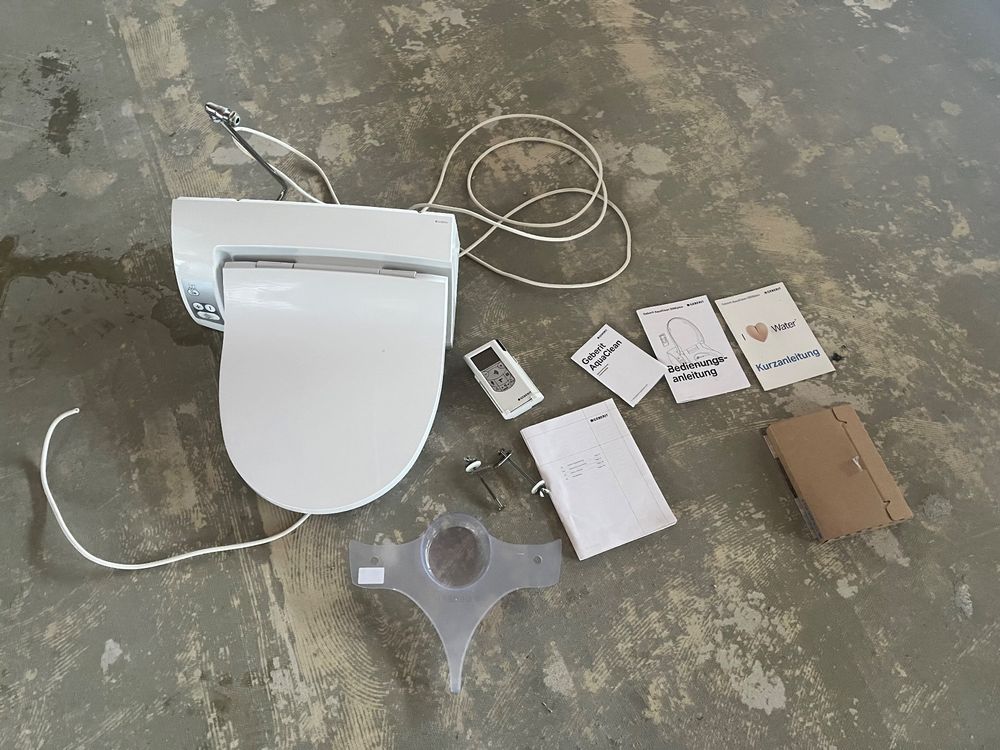 Geberits Aqua Clean 5000 Plus (Gebraucht) in Raperswilen für CHF 59 ...