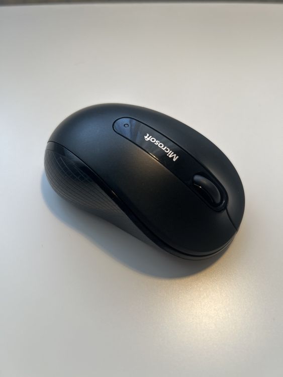 Microsoft Wireless Mouse 5000 ergonomisch (Gebraucht) in Lenzburg für ...