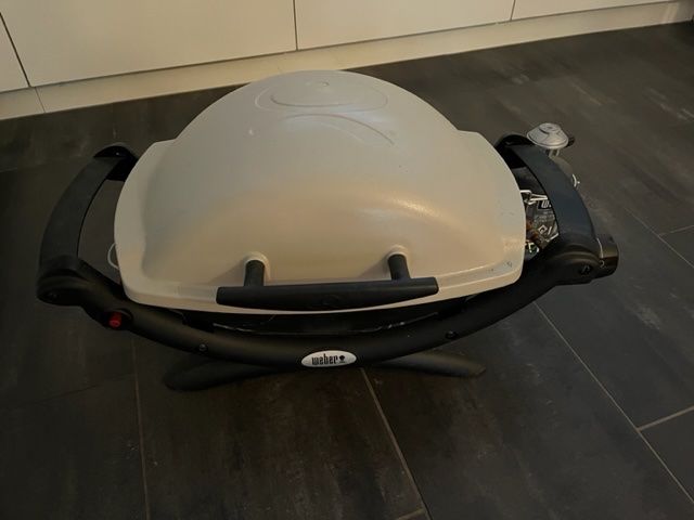 Weber Mini Gasgrill - wie neu (Gebraucht) in für CHF 85 – nur Abholung ...