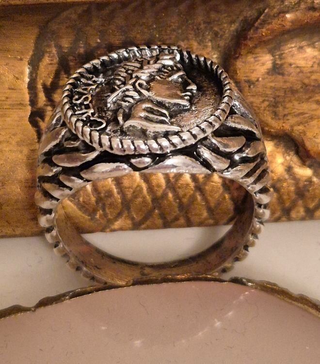 Bughia-Ring des römischen Kaisers Julius Caesar (Neu und ...