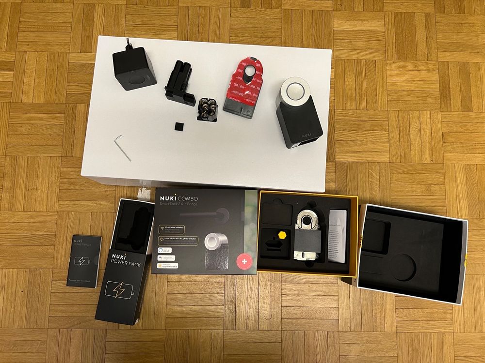 Nuki Smart Lock 2.0, + Bridge, + Batterie Pack (Gebraucht) in ...