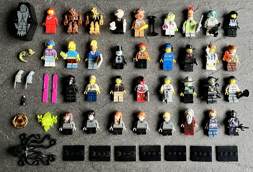Top Sammlung mit vielen LEGO Figuren Minifigures (Gebraucht) in Aarwangen für CHF 36 – mit ...