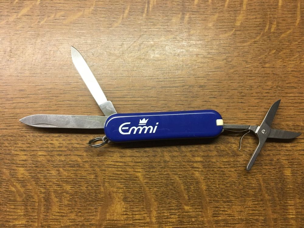Schweizer Sackmesser Victorinox Classic 'EMMI' (Neu und ...