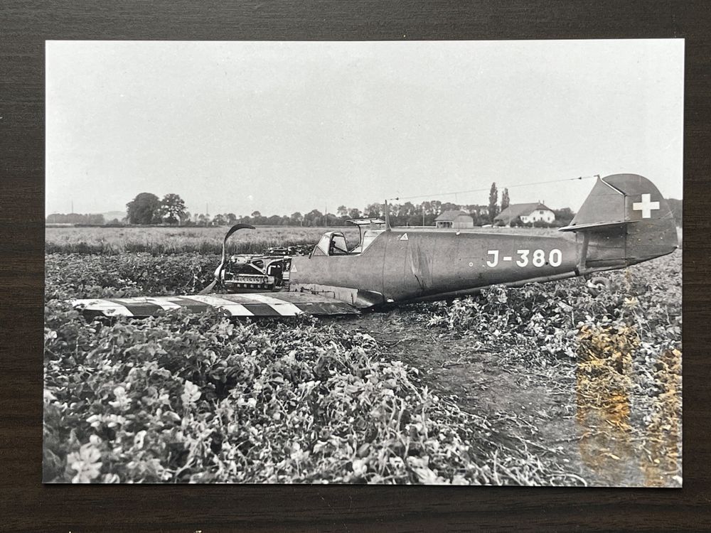 Foto Messerschmitt Me 109 J-380 Schweizer Flugwaffe (Gebraucht) in Lausen für CHF 6 – mit ...