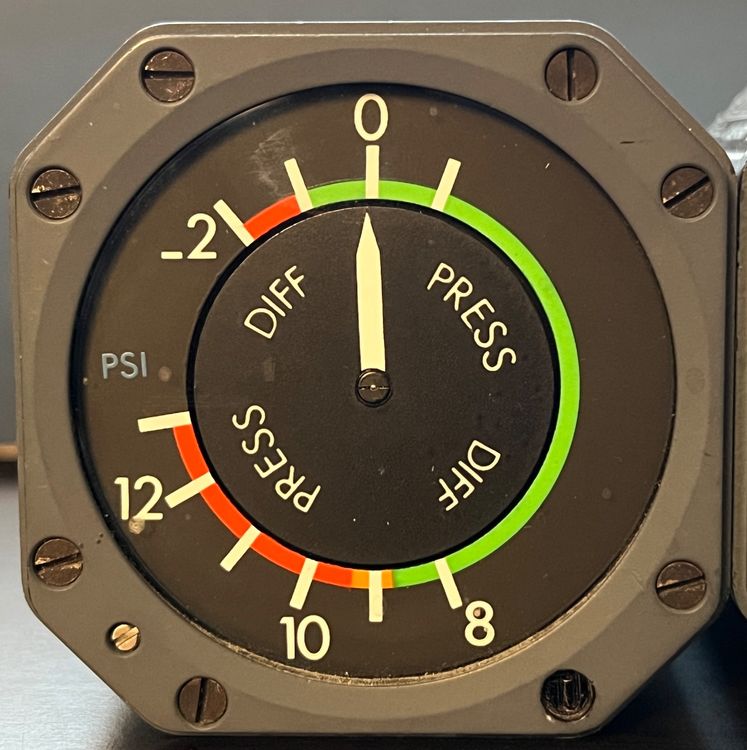 3 Flugzeug Instrumente Airbus A310 Thommen Swissair (Gebraucht) in ...