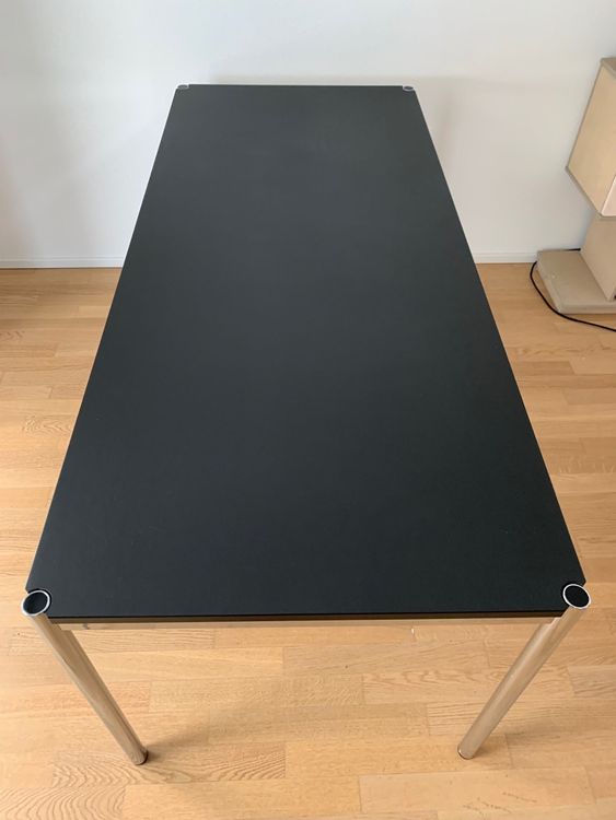 USM Haller Tisch Linoleum Nero (Gebraucht) in Luzern für CHF 295 – nur ...