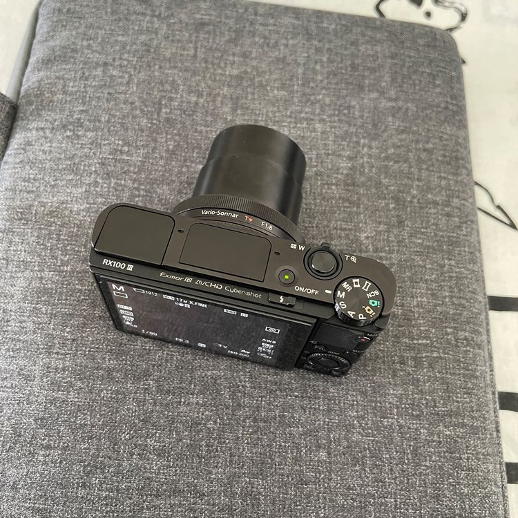 Sony RX100 iii M3 - Street Photography | Kaufen auf Ricardo