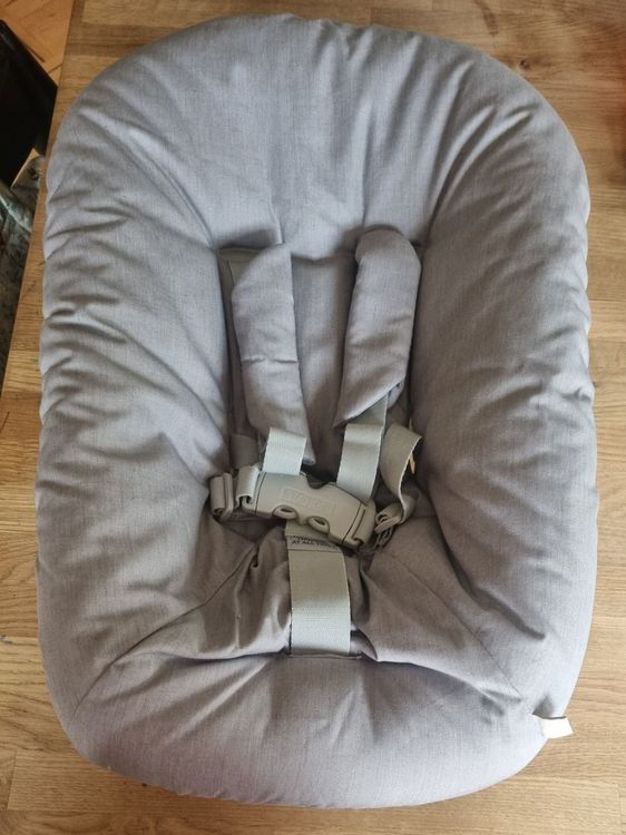 Stokke Tripp Trapp Newborn Set/Newbornschale neues Modell (Gebraucht ...