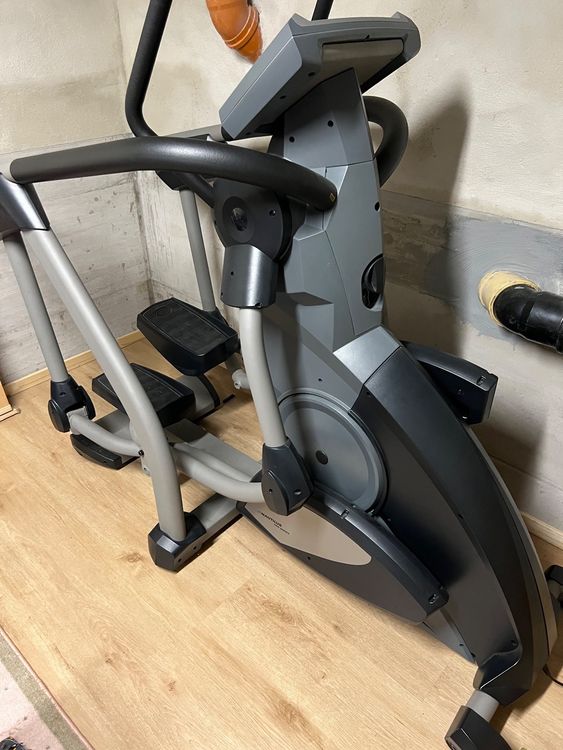 Crosstrainer Nautilus Pro Series Eliptical (Gebraucht) in Dornach für ...