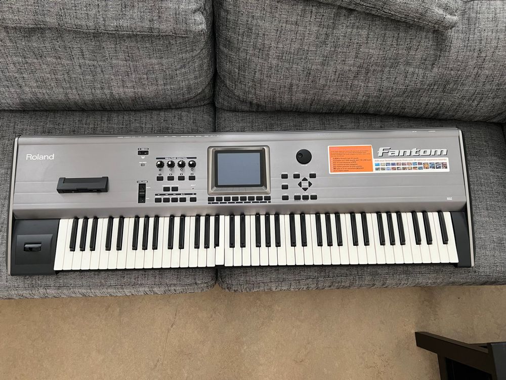 Roland Fantom Fa76 Synthesizer Workstation Mit 76 Tasten Kaufen Auf