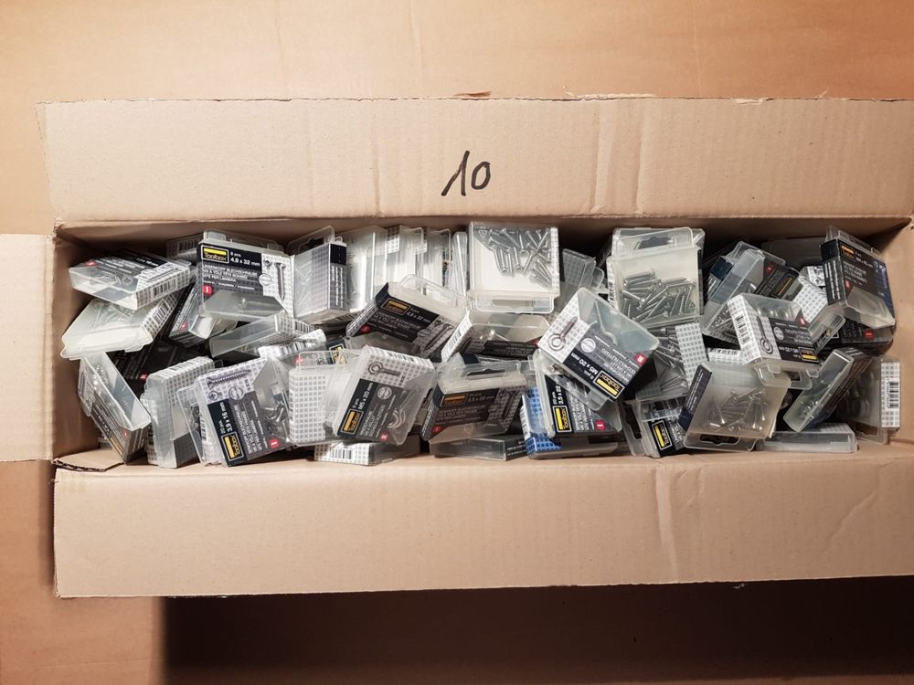 Neuwaren Restposten ab 1.- div. Schrauben, Nägel uws. | Kaufen auf Ricardo