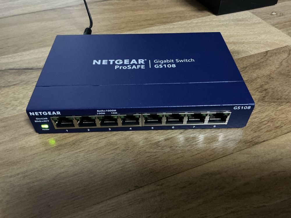 Netgear ProSAFE GS108 Gigabit Switch - Wie neu! Top! (Gebraucht) in ...
