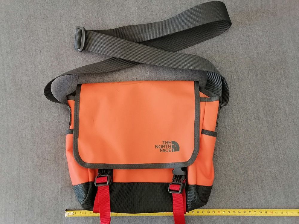 Sac THE NORTH FACE orange, S (D'occasion) à Genève pour CHF 16 – avec ...