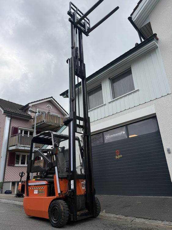 Stapler Gabelstapler Montini 5.10 Meter Hub (Gebraucht) in Ebnat-Kappel ...