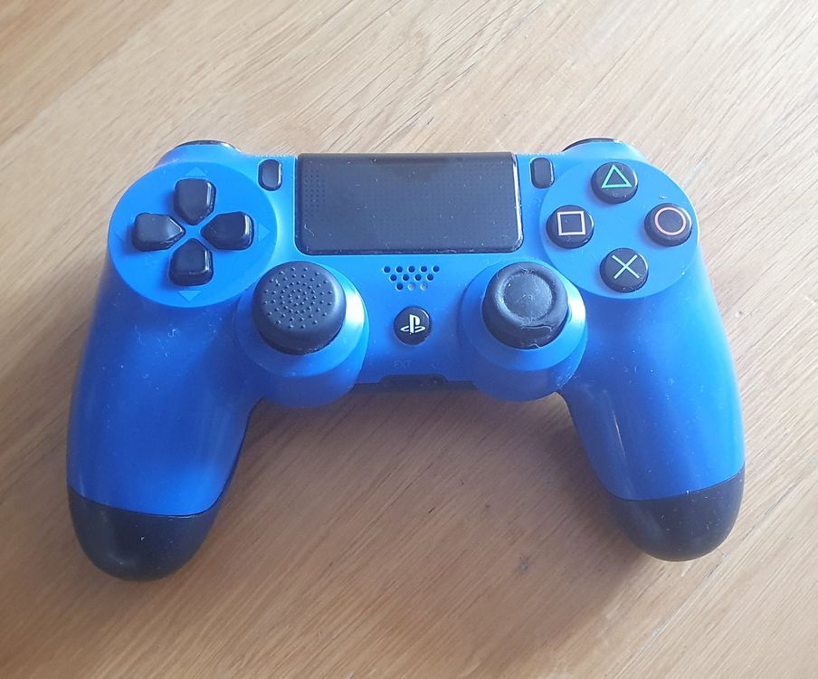 Original Sony Playstation 4 Controller defekt (Defekt) in Genève für CHF 5.2 – mit Lieferung auf ...