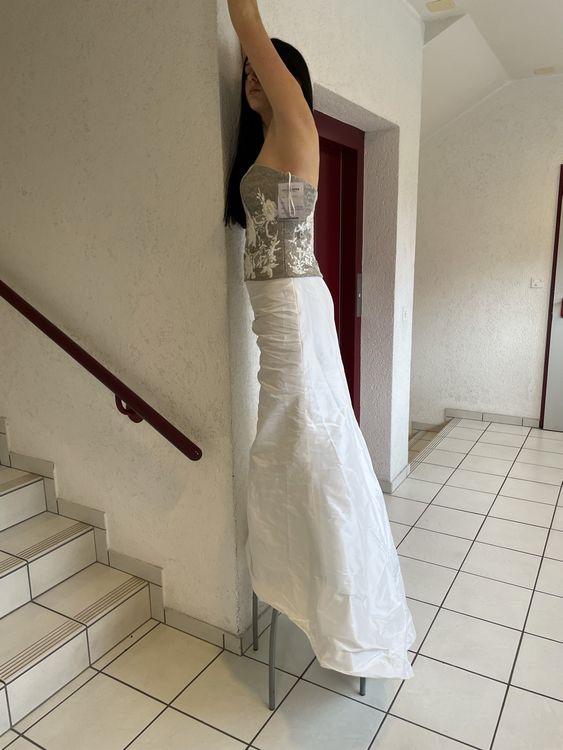 Hochzeitskleid (Neu und originalverpackt) in Buchs SG für CHF 200 – mit Lieferung auf Ricardo kaufen