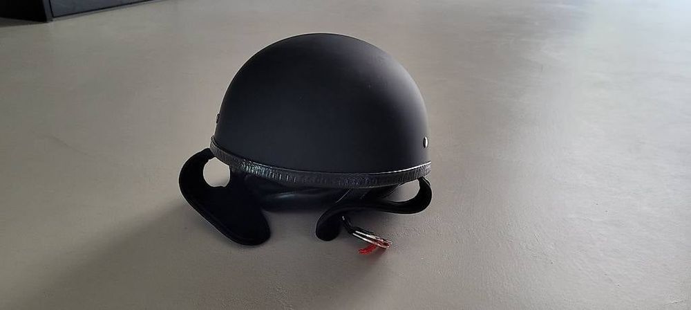 Neuer Motorradhelm (Gebraucht) in Rubigen für CHF 35 – nur Abholung auf ...