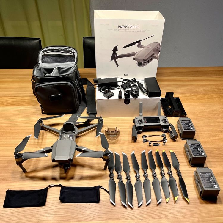 DJI Mavic 2 Pro Fly More Kit (MA2PRO-FMK) (Gebraucht) in Hochdorf für ...