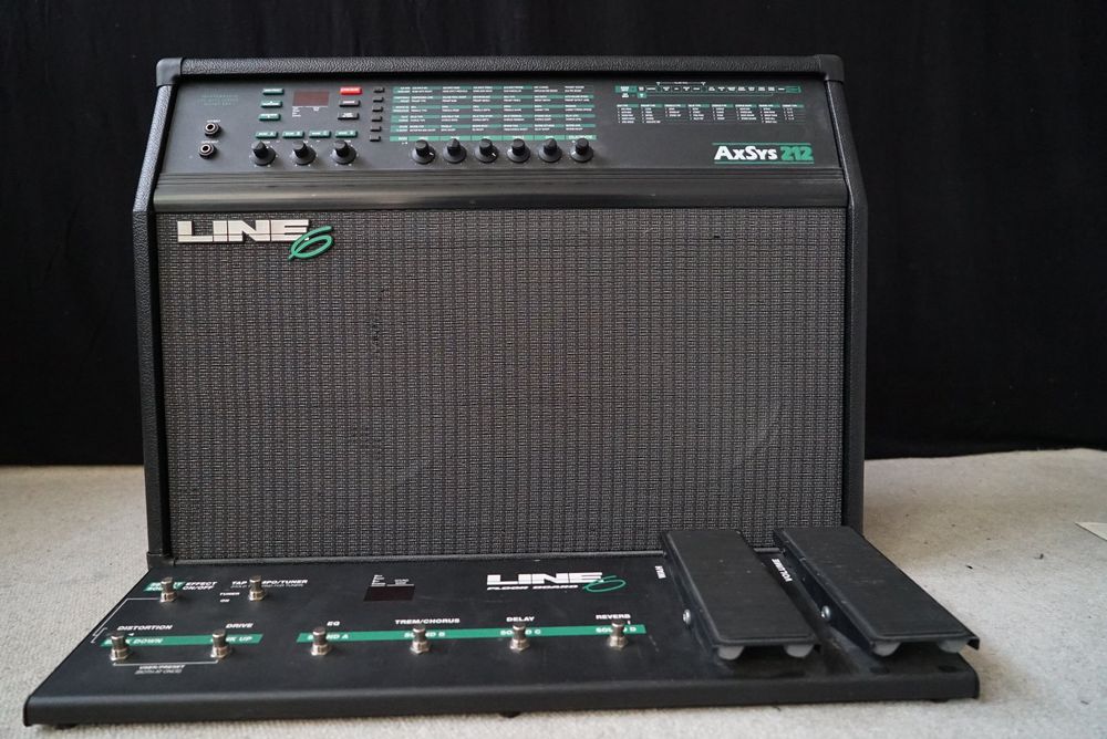 Line 6 AxSys 212 100-Watt 2x12" Stereo Digital Modeling (Gebraucht) in ...