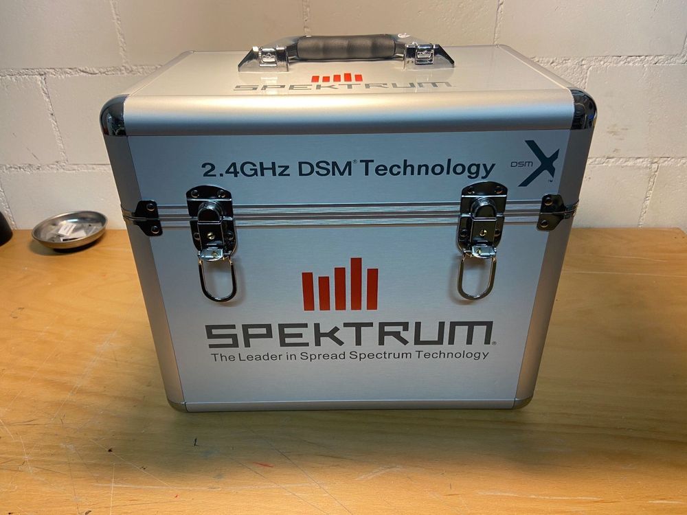 Spektrum DX 9 Black Edition mit Koffer | Kaufen auf Ricardo