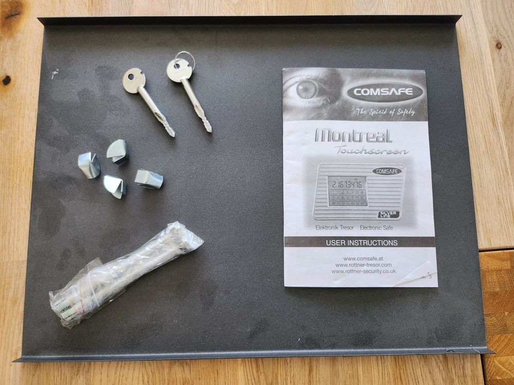 Safe / Tresor COMSAFE mit Touchscreen und 2 Schlüssel (Gebraucht) in ...