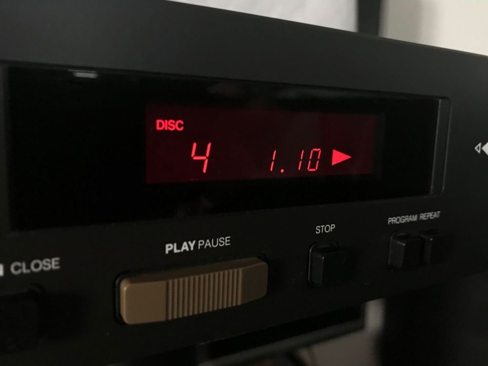 NAD 5420 CD Player (Gebraucht) in Zürich für CHF 99 – mit Lieferung auf ...