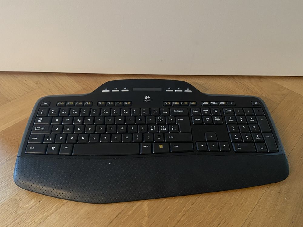 Logitech Tastatur MK700/MK701 (Gebraucht) in Luzern für CHF 5 – mit ...