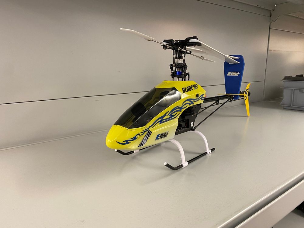 Blade 400 2x | Kaufen auf Ricardo