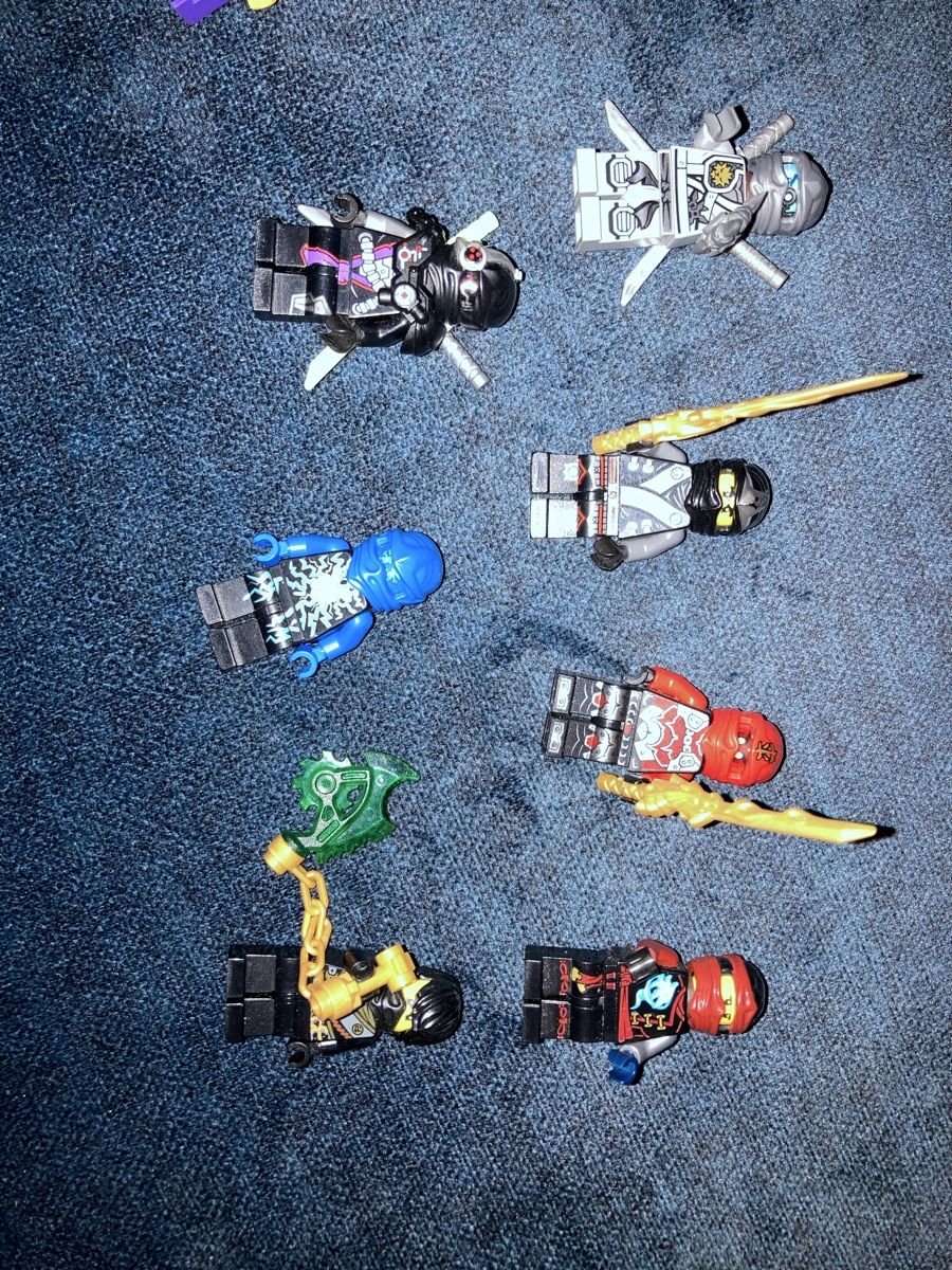 LEGO Ninjago Figuren Set – 7 Ninjas – bewaffnet (Gebraucht) in ...