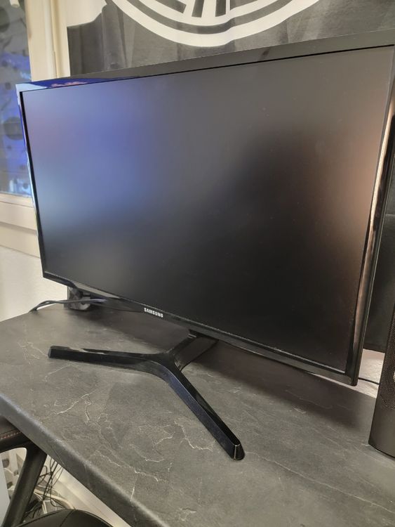 Samsung Gaming Monitor (Gebraucht) in Hinwil für CHF 39 – mit Lieferung ...