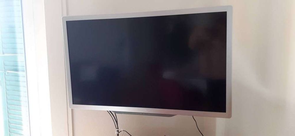 Téléviseur Led Smart 42 pouces Philipps | Acheter sur Ricardo