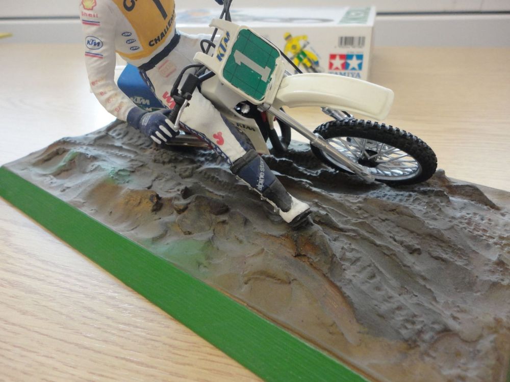 Tamiya Bausatz KTM 250MX Motocross (Neu und originalverpackt) in Horgen ...