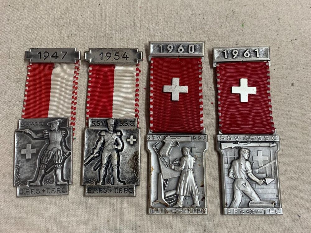 4 medaglie di tiri. 1947 - 1954 - 1960 - 1961 (Usato) a Sorengo per CHF 10 – con consegna ...