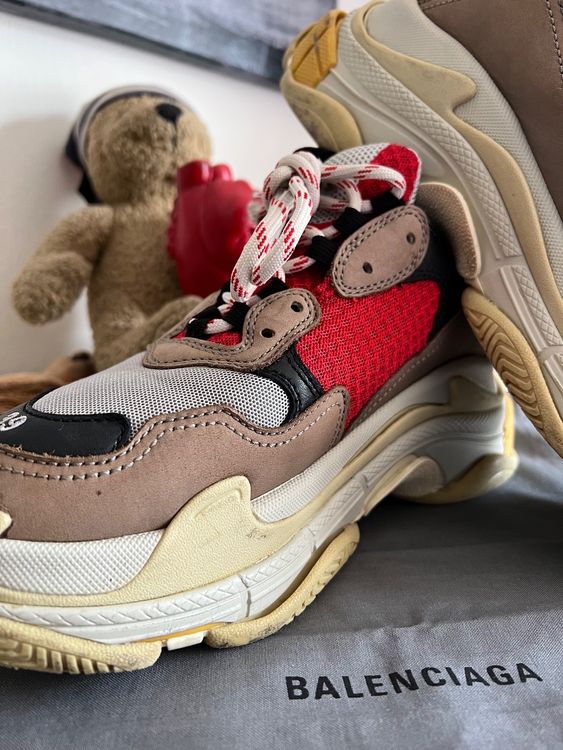 Balenciaga Triple S | Kaufen auf Ricardo