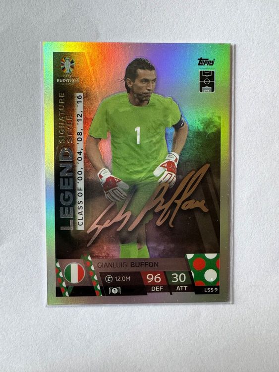 Topps Match Attax Legend Signature Style Gianluga Buffon (Neu (gemäss ...