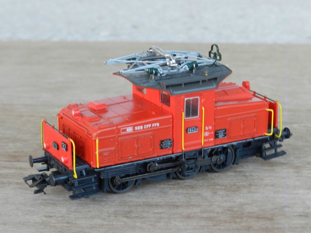 Roco H0 GL Rangierlok Ee 3/3 Rot der SBB (Gebraucht) in Jona für CHF 70 – mit Lieferung auf ...
