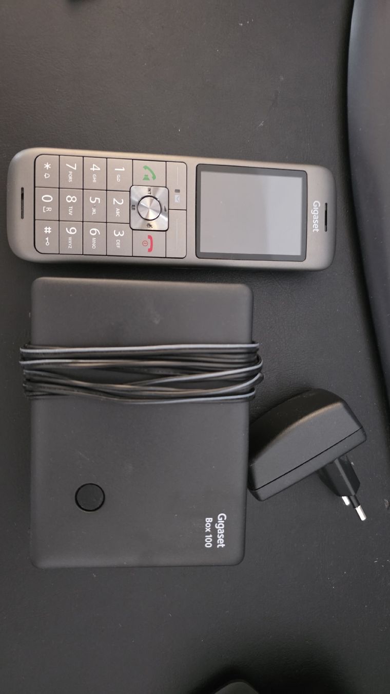 Gigaset Cordless Phone with Base Station - Great Condition (Gebraucht ...