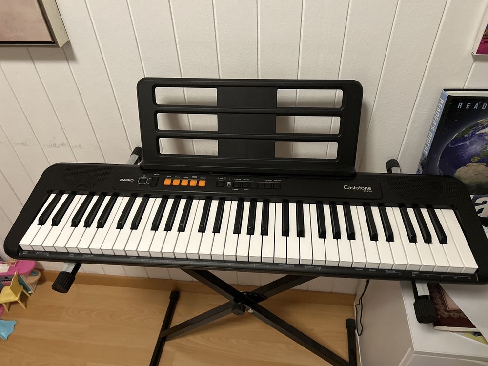 Casio Elektro Keyboard in schwarz, 65 Tasten (Gebraucht) in ...