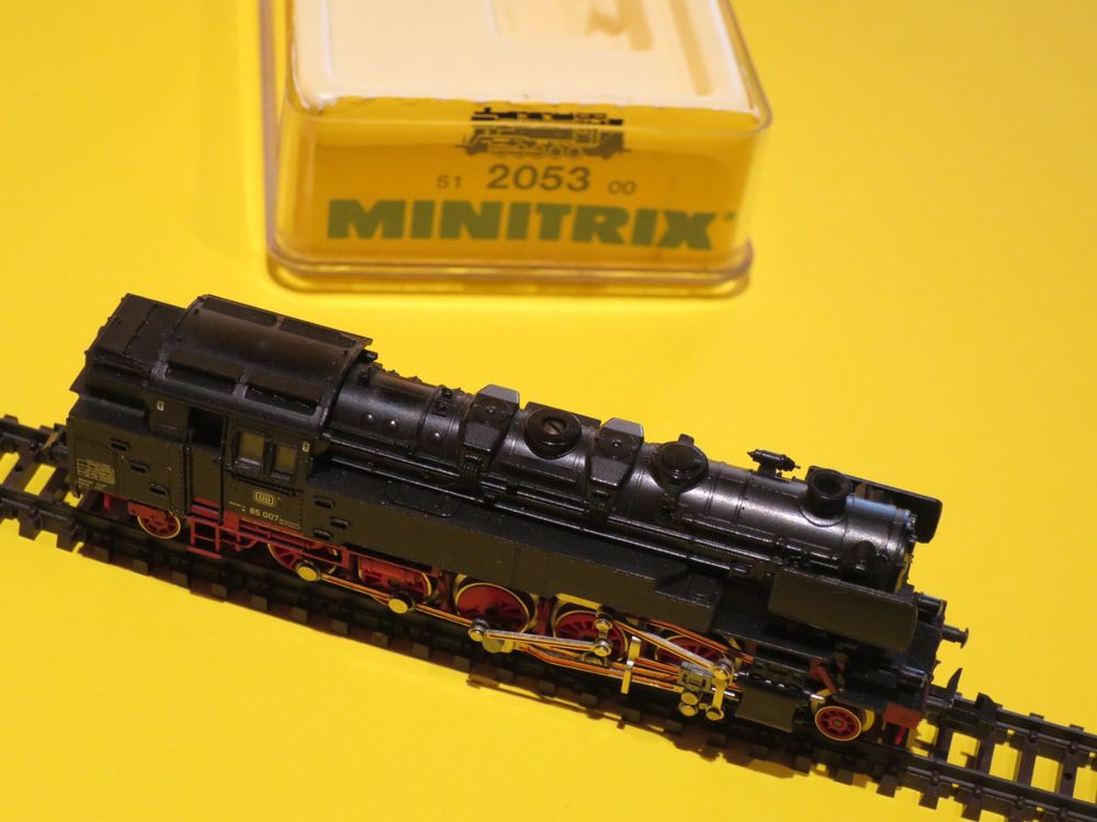 Locomotive à vapeur / Dampflokomotive BR85 007 / TRIX 2053 | Acheter ...