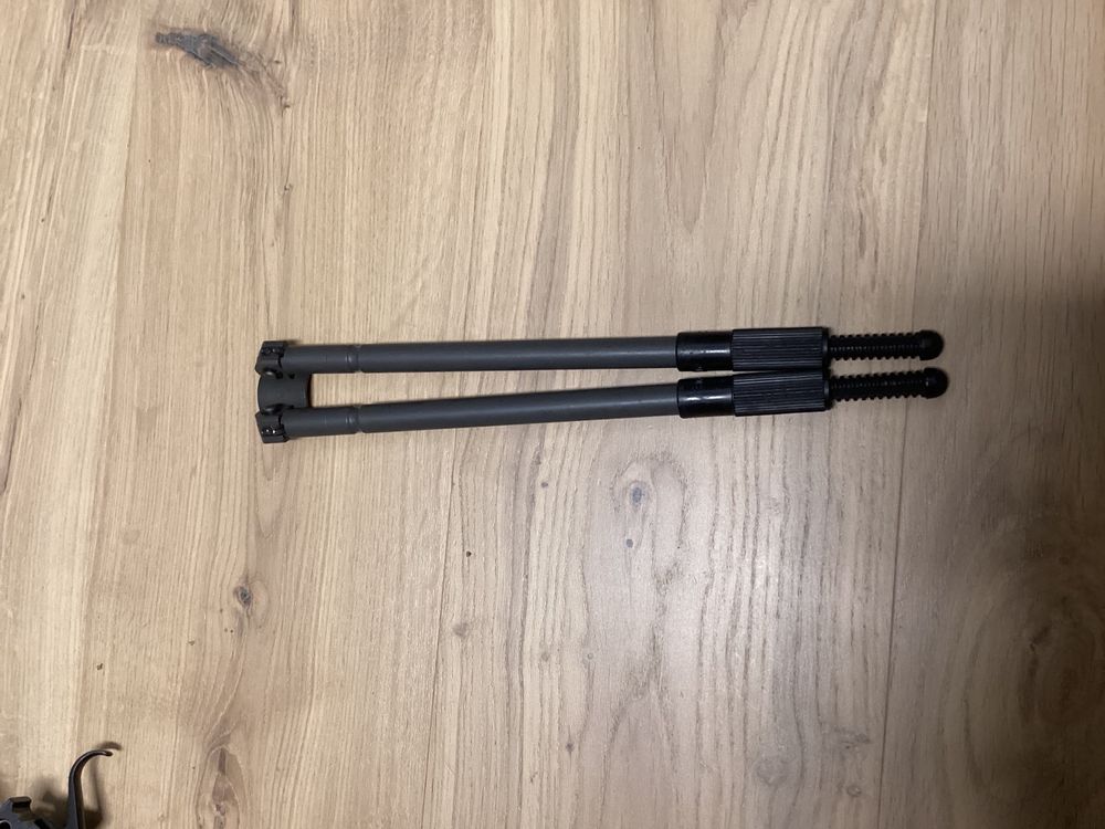 Bipied réglable SIG pour Fass 90 ( SIG 550 ) (Gebraucht) in Tramelan ...