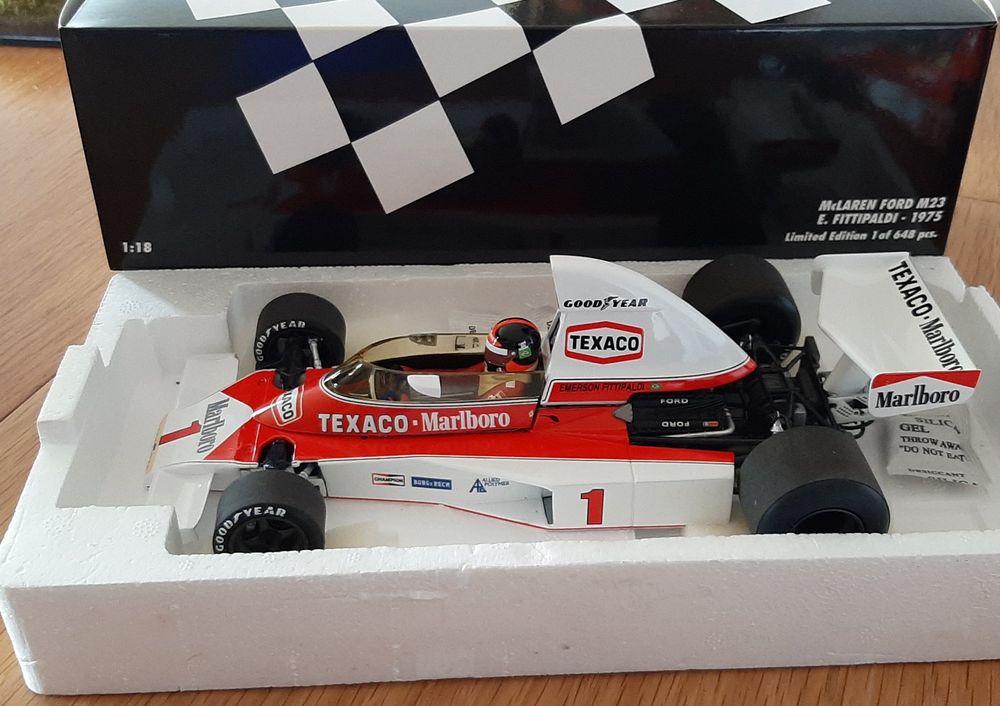 McLaren M23 Ford Emerson Fittipaldi F1 1975 Minichamps 1:18 (Neu und ...
