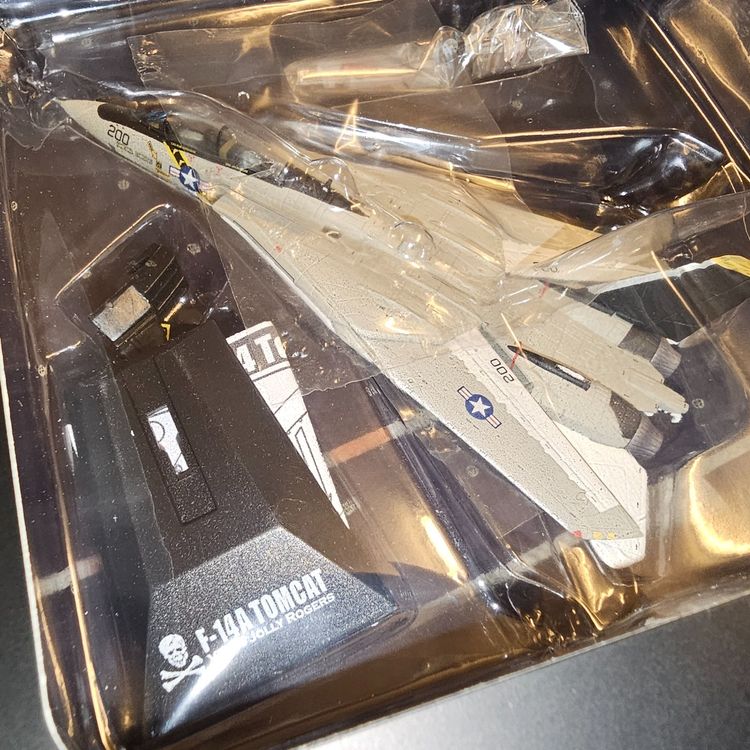 F-14A Tomcat VF-84 Jolly Rogers 1:144 JC Wings | Kaufen auf Ricardo