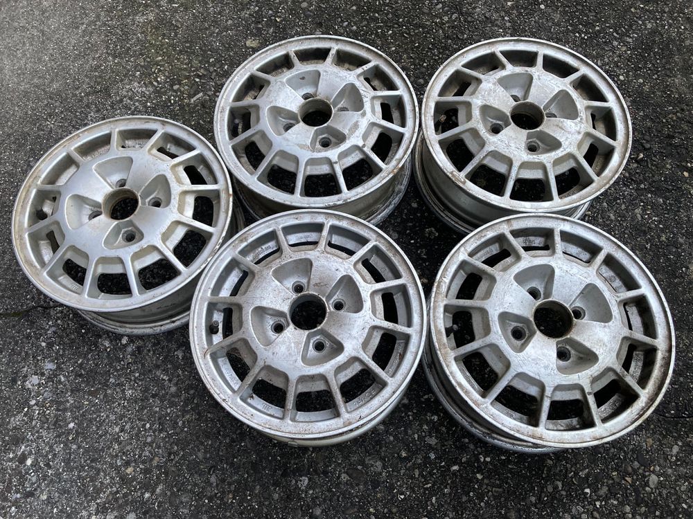 VW Golf 1 GX Royal Felgen Ronal R5 Kleeblatt 5x13 (Gebraucht) in Büren ...