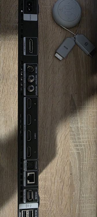 Samsung One Connect Box + Câble (Defekt) in Morges für CHF 100 – mit ...