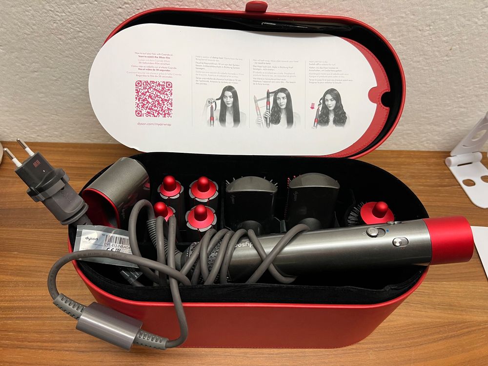 Dyson Airwrap Red Edition guter Zustand | Kaufen auf Ricardo