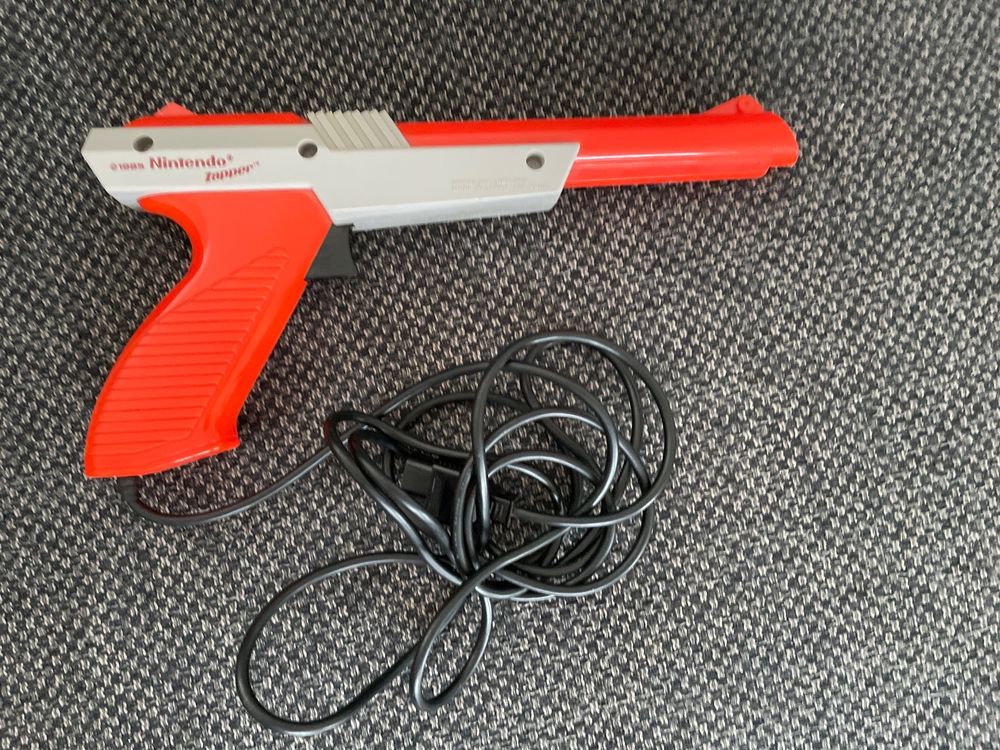 Zapper NES (Gebraucht) in Dübendorf für CHF 7 – mit Lieferung auf ...