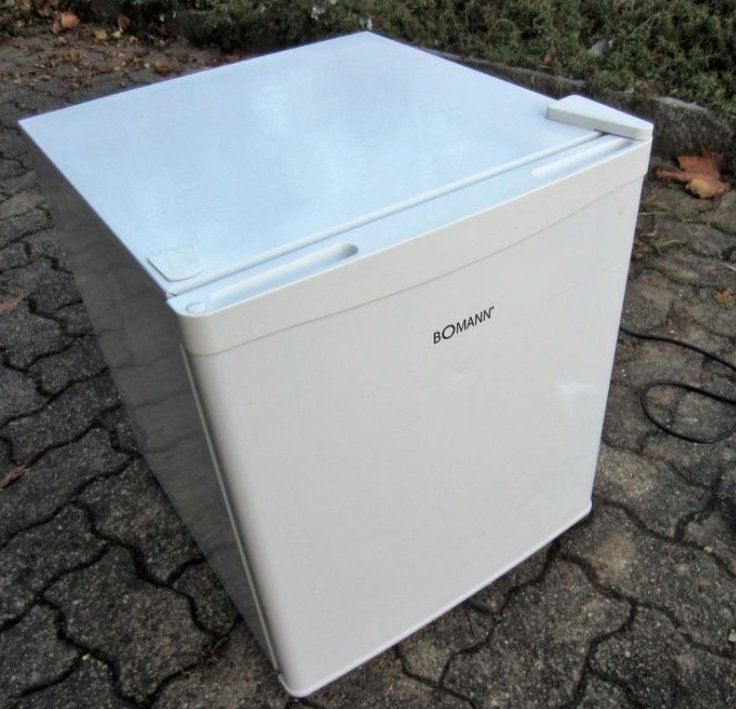 Bomann mini Kühlschrank (Gebraucht) in für CHF 60 – nur Abholung auf ...