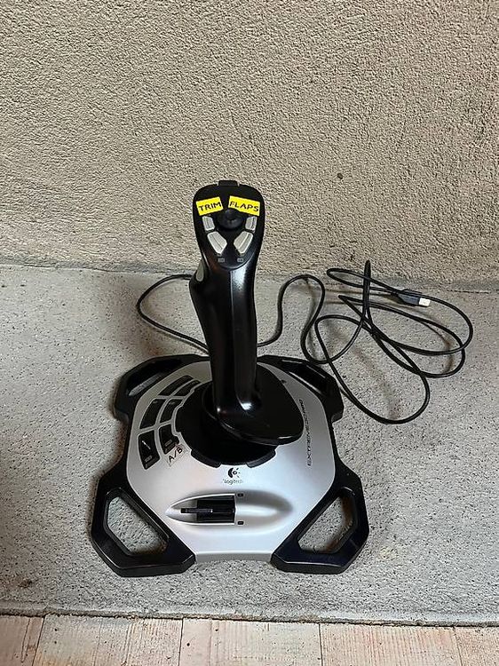 Logitech Extrem 3D Pro Flight Controller / Joystick (Gebraucht) in ...