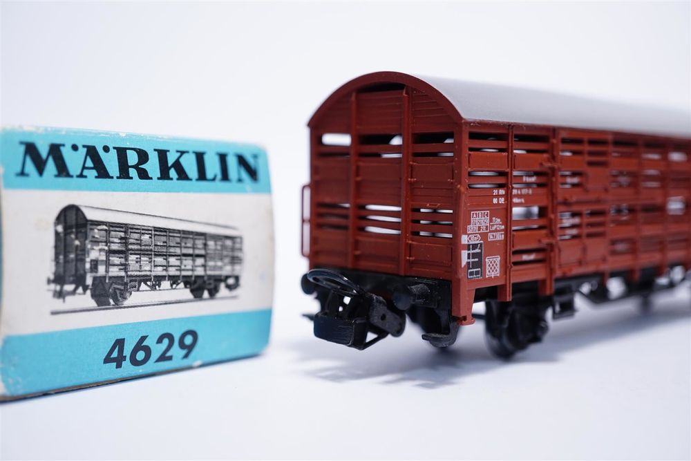 8∂ Märklin 4629 DB Viehwagen braun (Gebraucht) in Thun für CHF 11.9 – mit Lieferung auf Ricardo ...